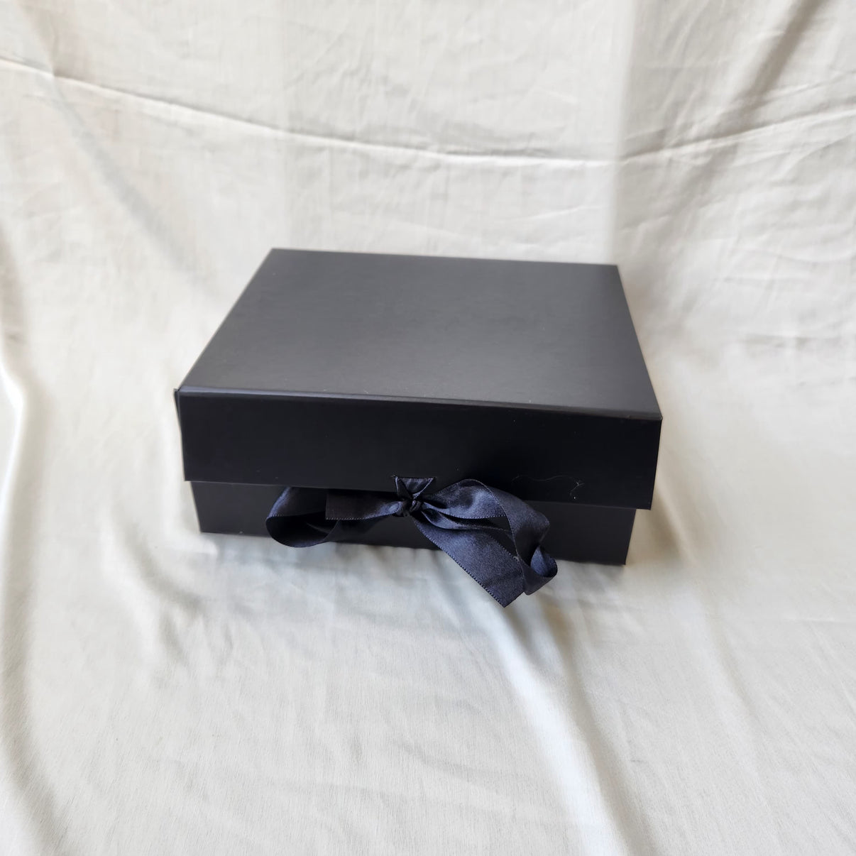 Plain Collapsible Hamper Box (10*8*4") – Prayog Boxes & More