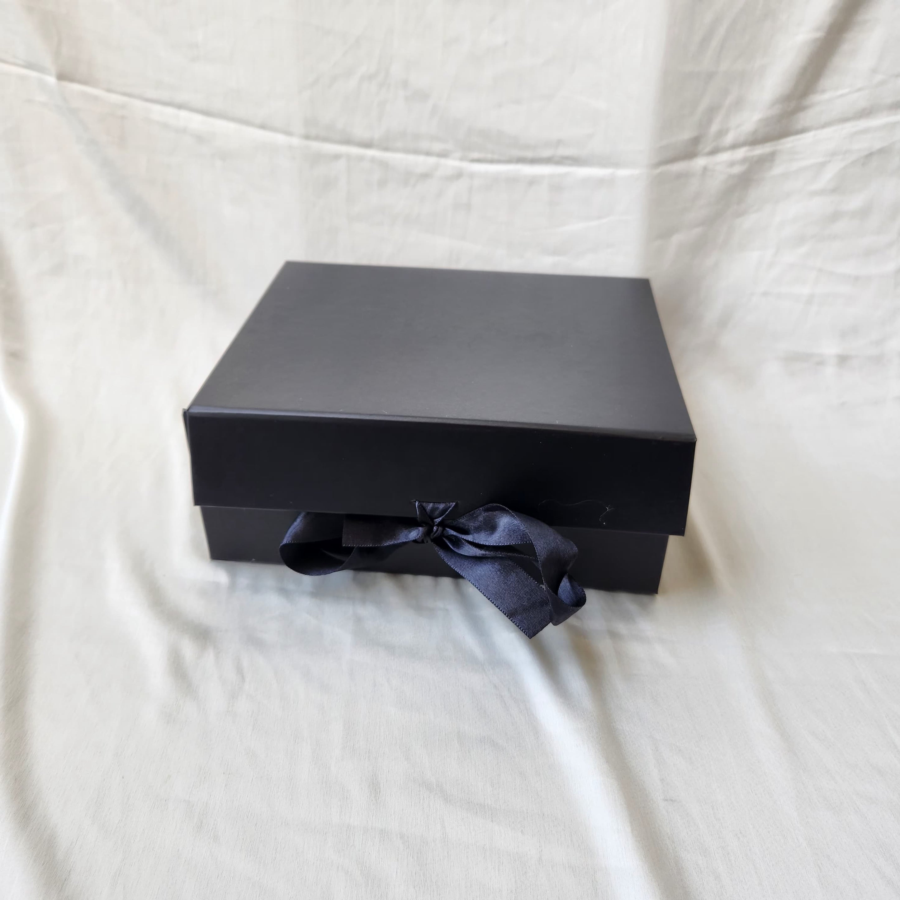 Plain Collapsible Hamper Box (10*8*4") – Prayog Boxes & More